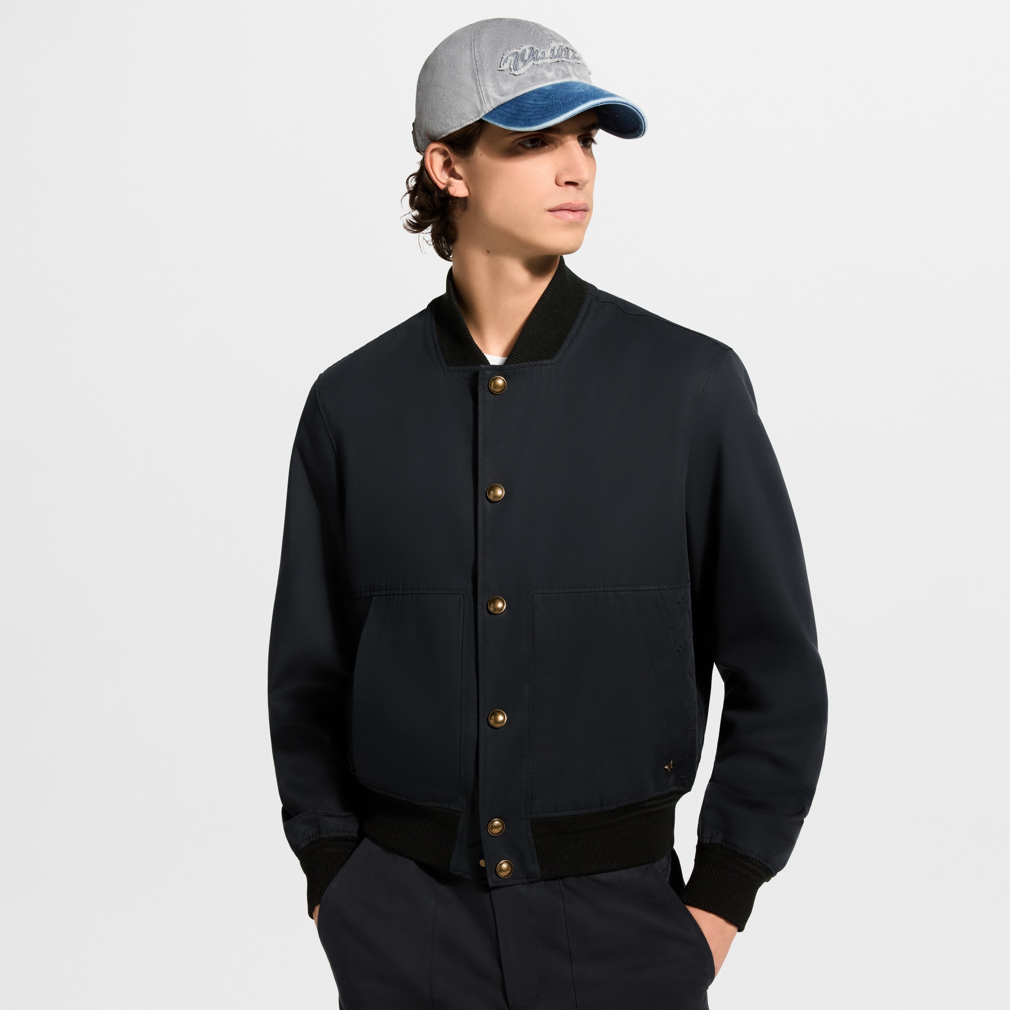 Blouson léger avec détails emblématiques embossés | LOUIS VUITTON