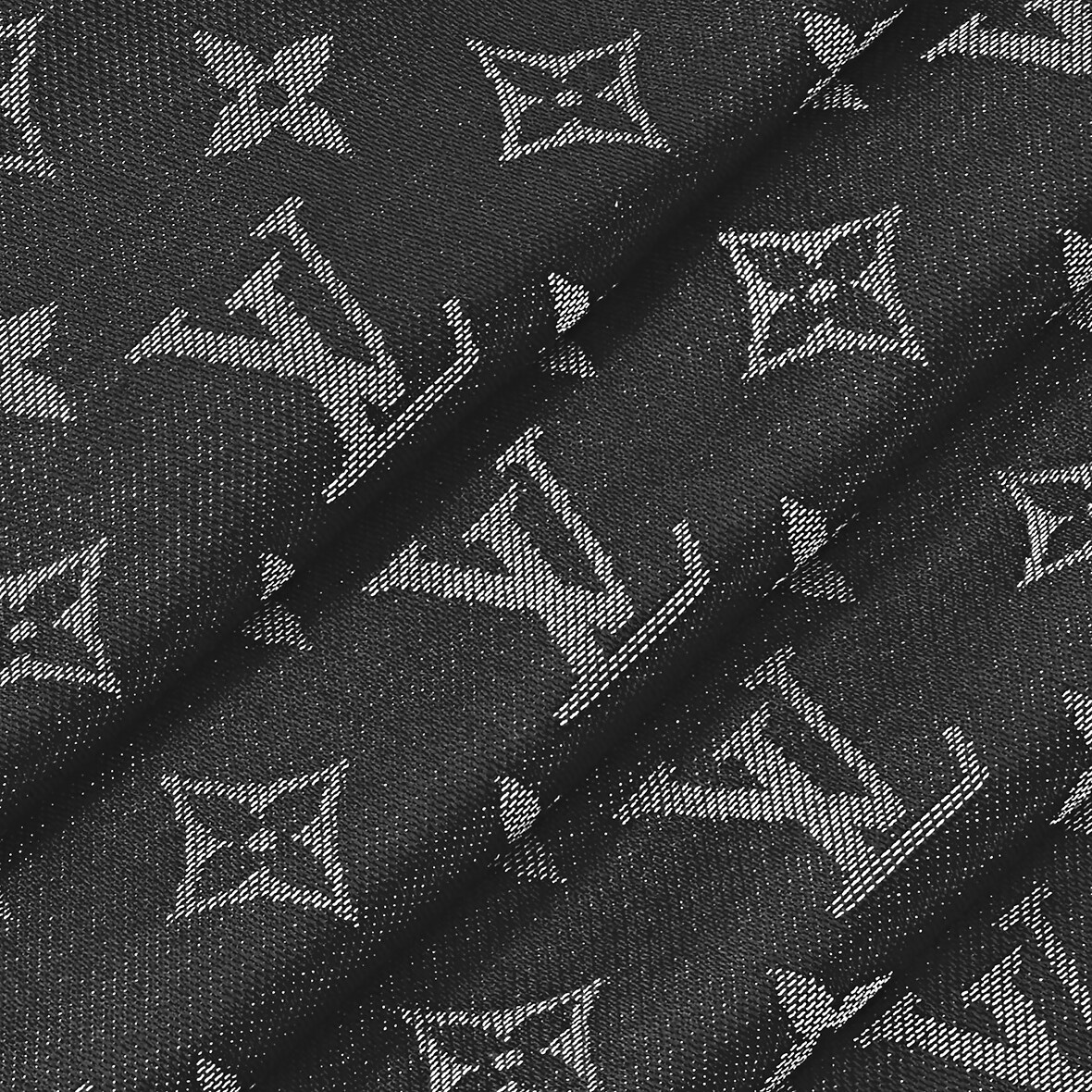 Monogram Shine Tuch S00 | LOUIS VUITTON